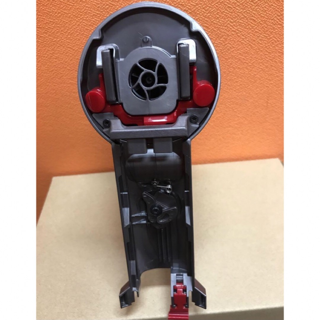 Dyson - 【新品 未使用 】ダイソン純正品V8本体アッセンブリーの Dyson - 【新品 未使用 】ダイソン純正品V8本体アッセンブリーの
