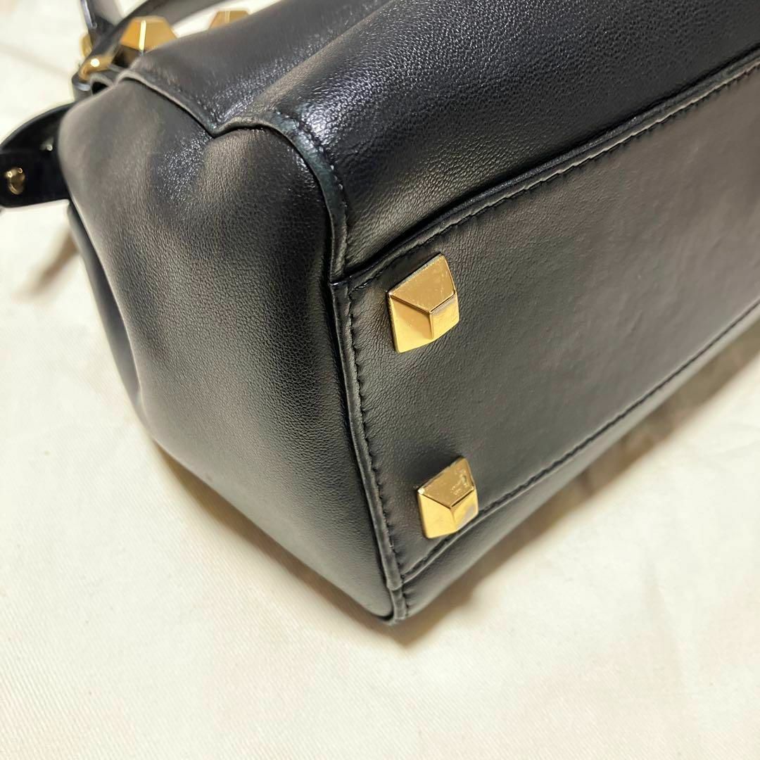 FENDI - フェンディ ミニピーカブー ゴールドエディション 2WAY FENDI - フェンディ ミニピーカブー ゴールドエディション 2WAY