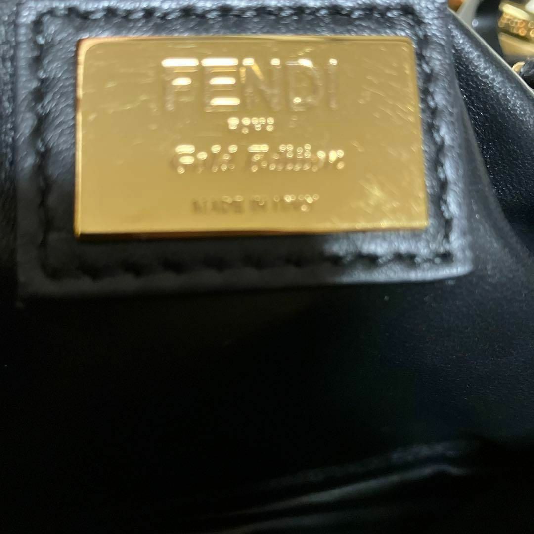 FENDI - フェンディ ミニピーカブー ゴールドエディション 2WAY FENDI - フェンディ ミニピーカブー ゴールドエディション 2WAY