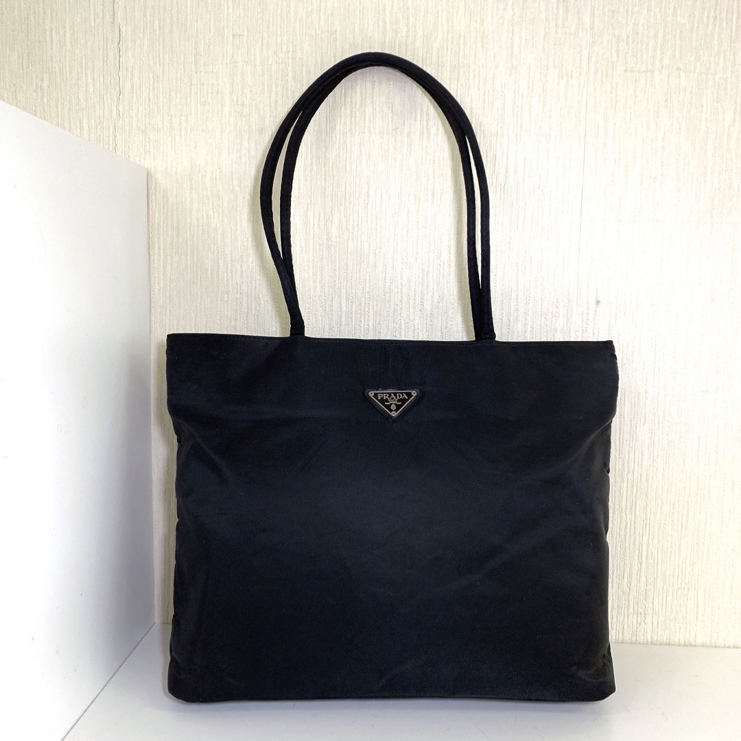 PRADA - 極美品 PRADA ナイロン トートバッグ BLACK 新品同様 の PRADA - 極美品 PRADA ナイロン トートバッグ BLACK 新品同様 の