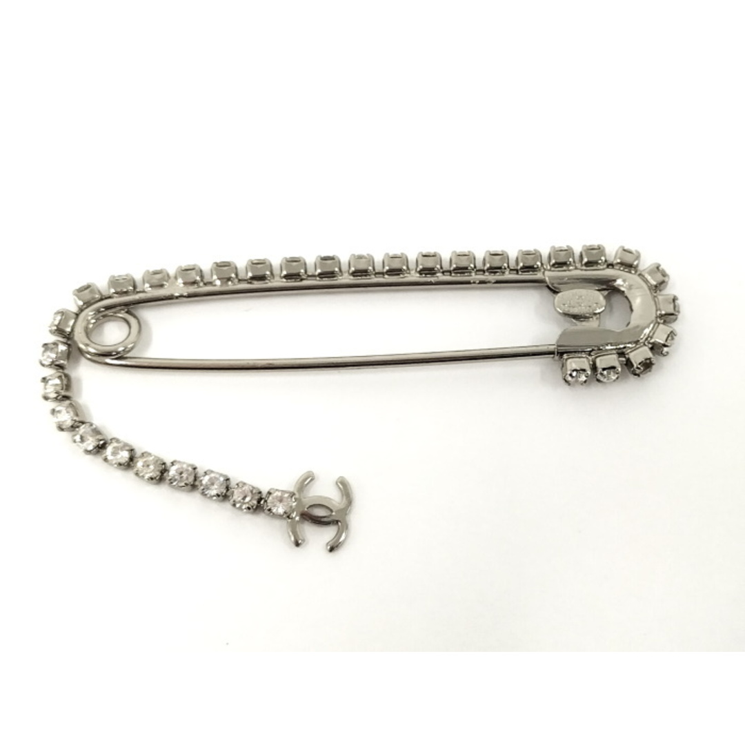 CHANEL ピンブローチ メッキラインストーン ココマーク 01P CHANEL ピンブローチ メッキラインストーン ココマーク 01P