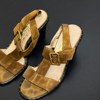 FERRAGAMO(サンダル)のフリマアイテム一覧 FERRAGAMO(サンダル)のフリマアイテム一覧