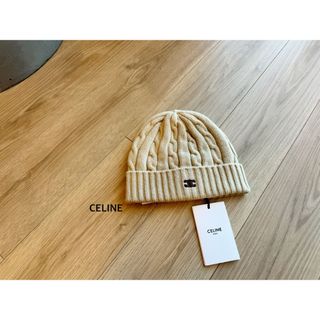CELINE(帽子 ・ ベージュ系)のフリマアイテム一覧 CELINE(帽子 ・ ベージュ系)のフリマアイテム一覧