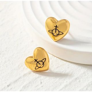 Vivienne Westwood(ピアス)のフリマアイテム一覧 Vivienne Westwood(ピアス)のフリマアイテム一覧