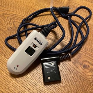 ニトリ - コタツ用の電源コード 電源ケーブル 7A 250Vの通販 by ニトリ - コタツ用の電源コード 電源ケーブル 7A 250Vの通販 by