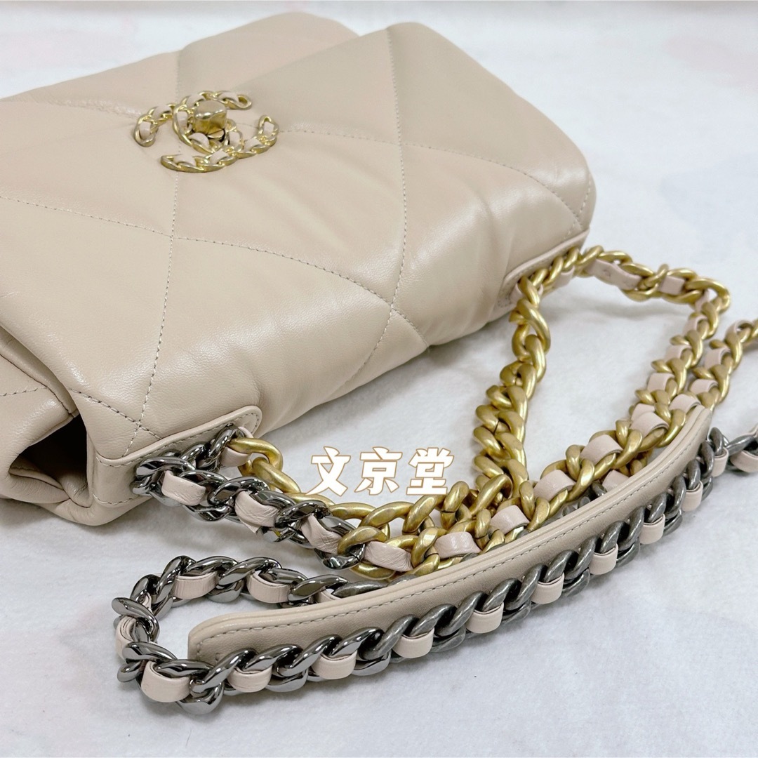 CHANEL - CHANEL シャネル 19 バッグ スモール 2WAYバッグの通販 CHANEL - CHANEL シャネル 19 バッグ スモール 2WAYバッグの通販