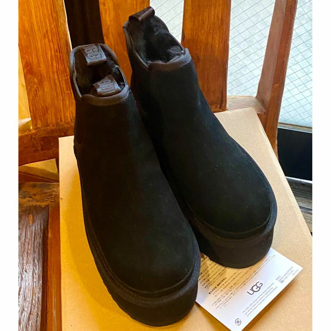 完売しました。✨超超美品✨23✨UGG✨ニューメル 完売しました。✨超超美品✨23✨UGG✨ニューメル