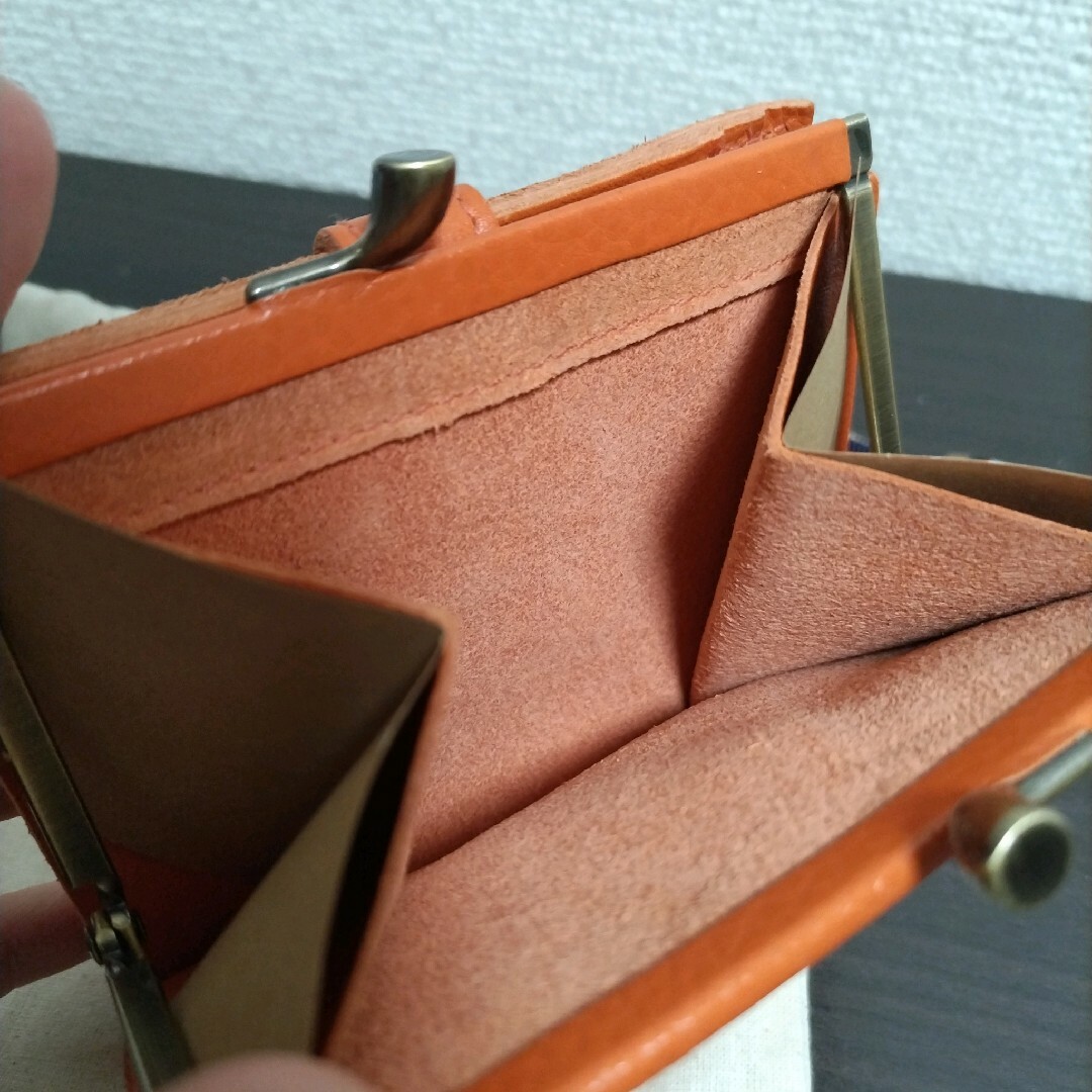 IL BISONTE - 新品 イルビゾンテ 本革 レザー がま口 ウォレット IL BISONTE - 新品 イルビゾンテ 本革 レザー がま口 ウォレット