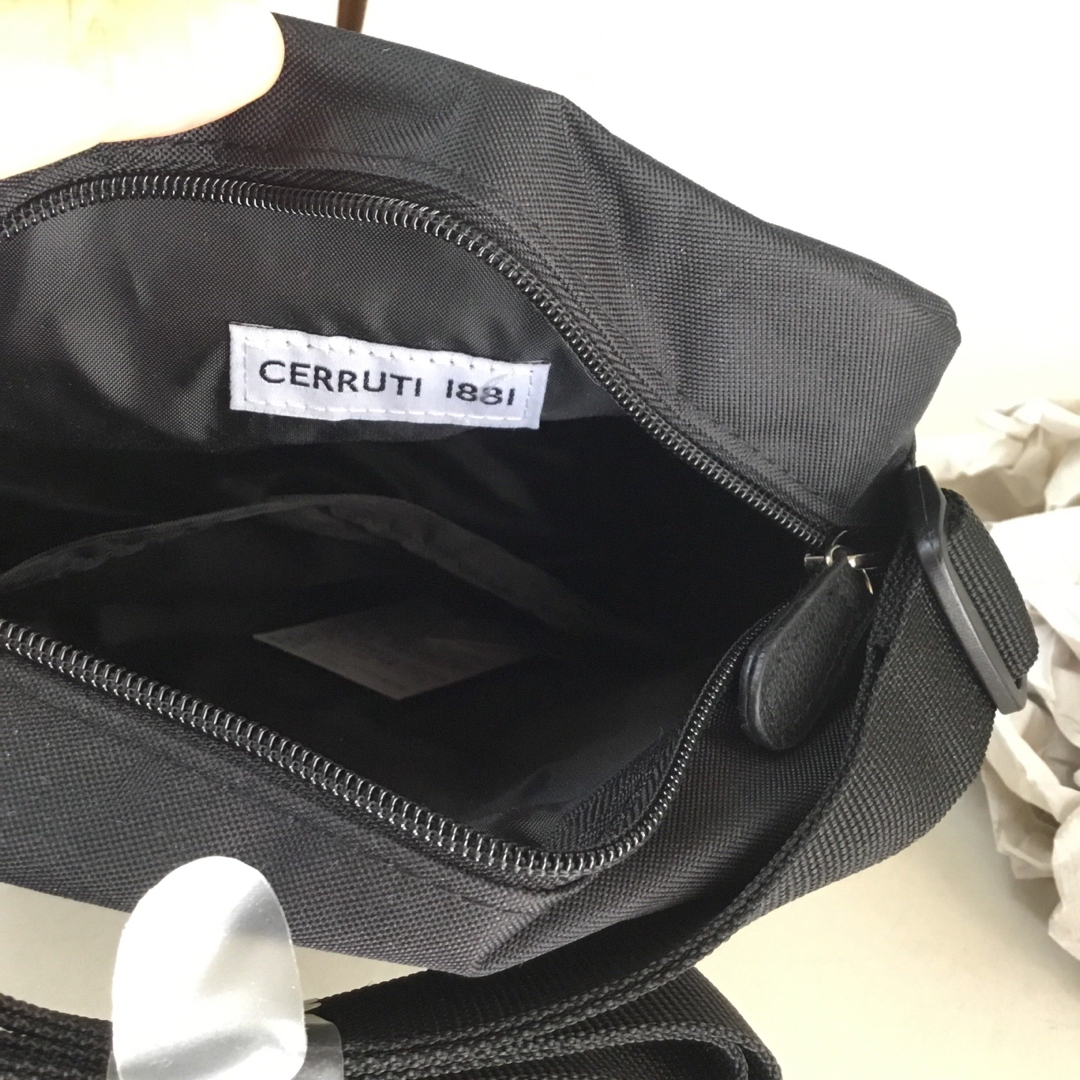 Cerruti - 【新品未使用品】CERRUTI 1881セルッティ ショルダー Cerruti - 【新品未使用品】CERRUTI 1881セルッティ ショルダー