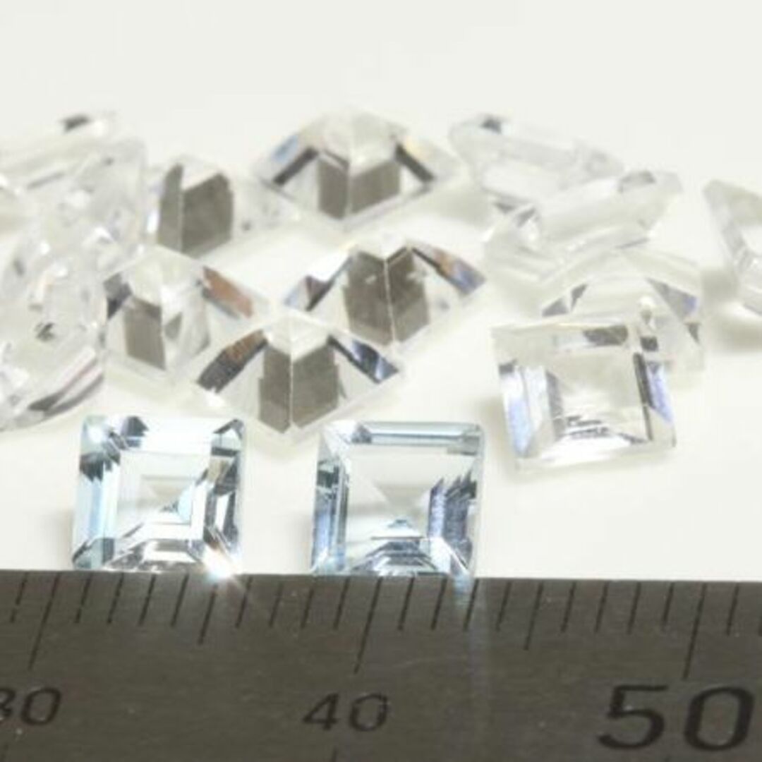 ホワイトトパーズ 5mmスクエア 15個 12.35ct ヤ 各種パーツ ホワイトトパーズ 5mmスクエア 15個 12.35ct ヤ 各種パーツ