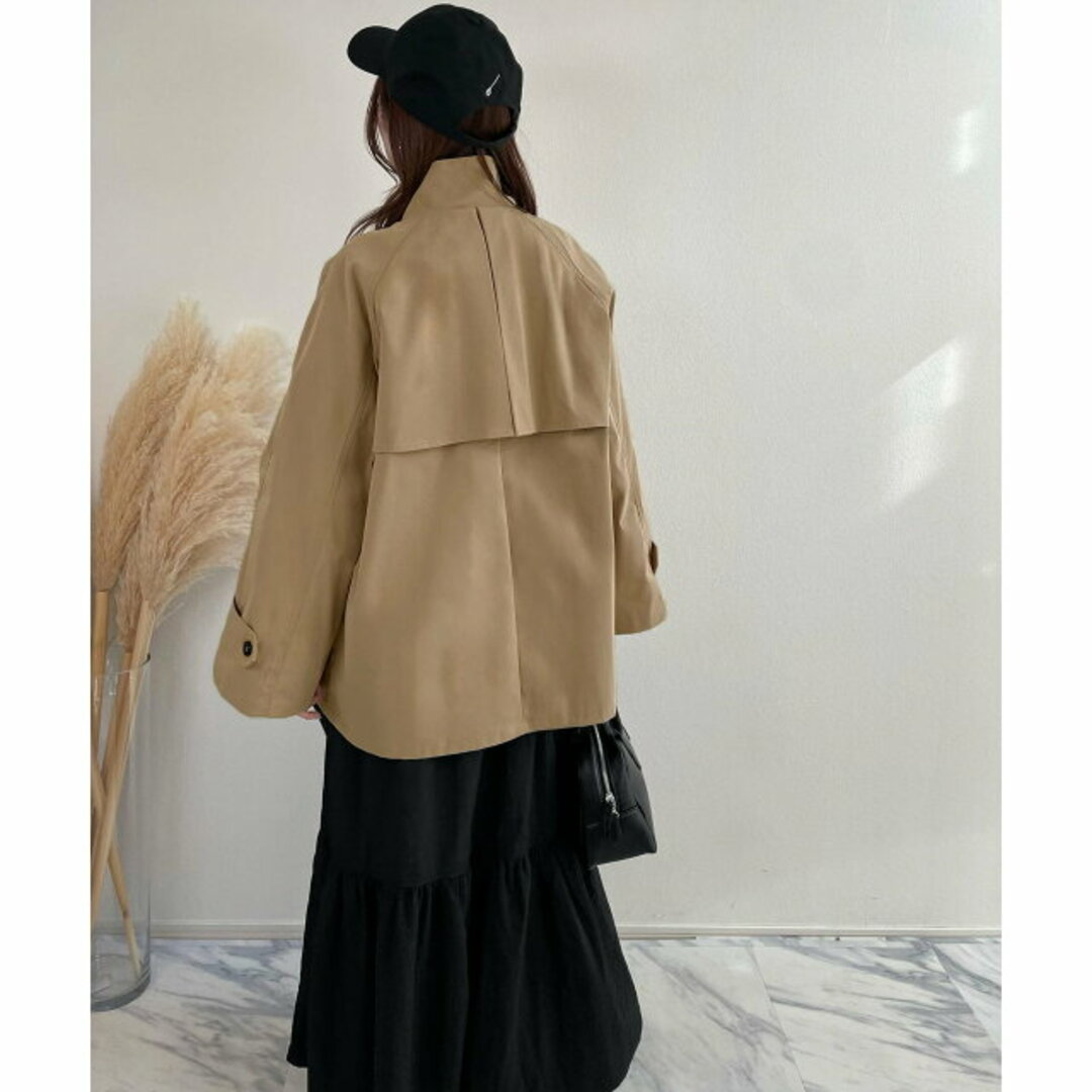 JUNOAH - 【ベージュ】【XL】ハイネックスプリングショート JUNOAH - 【ベージュ】【XL】ハイネックスプリングショート