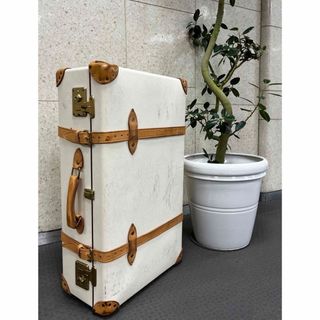 GLOBE-TROTTER(スーツケース/キャリーバッグ)のフリマアイテム一覧 GLOBE-TROTTER(スーツケース/キャリーバッグ)のフリマアイテム一覧