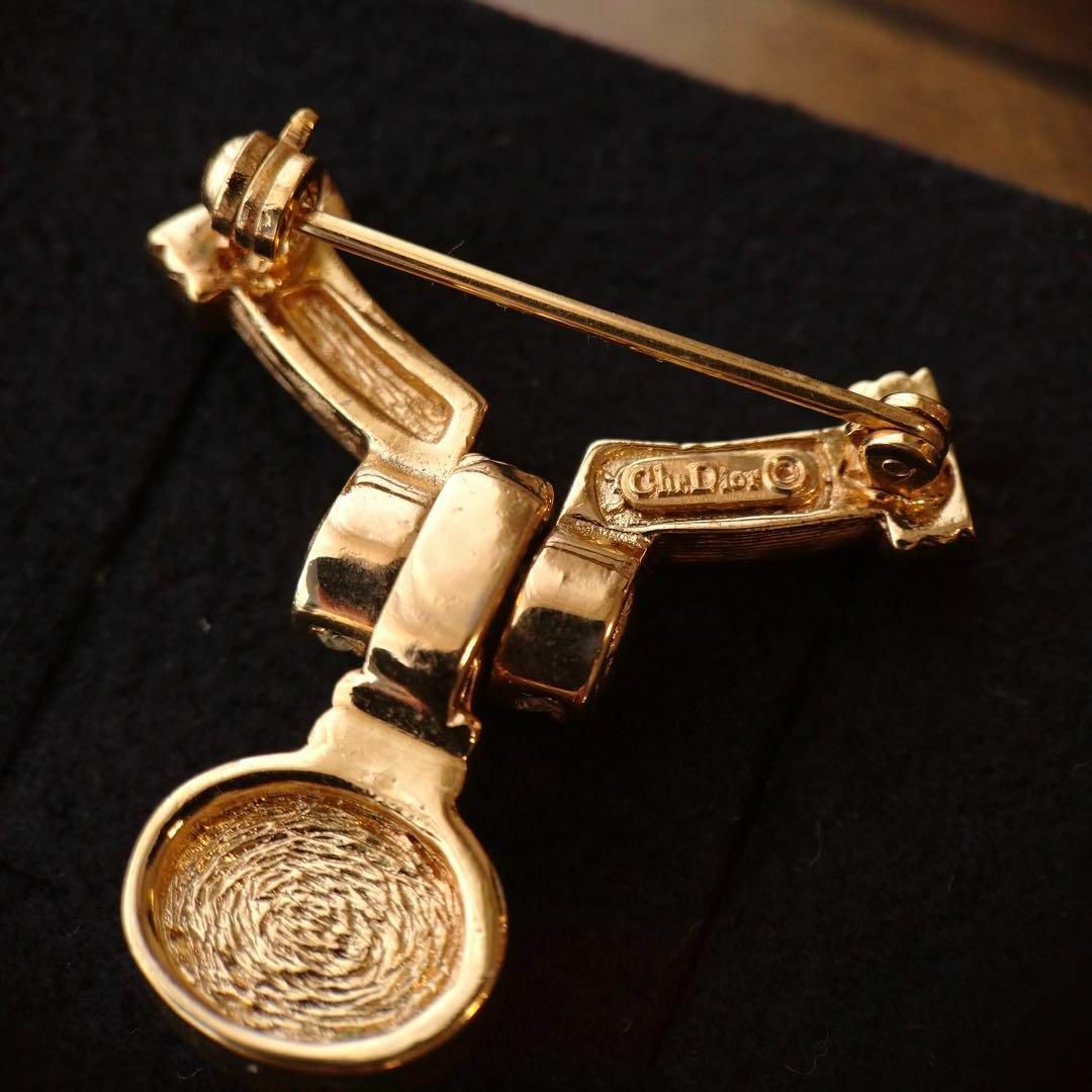 希少美品 Dior ヴィンテージ スウィングブローチ ゴールド パール 35 希少美品 Dior ヴィンテージ スウィングブローチ ゴールド パール 35
