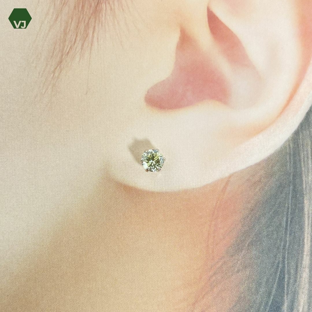 25‐21】一粒 ダイヤモンド ピアスD0.25ct×2【中古】【PT900】の 25‐21】一粒 ダイヤモンド ピアスD0.25ct×2【中古】【PT900】の