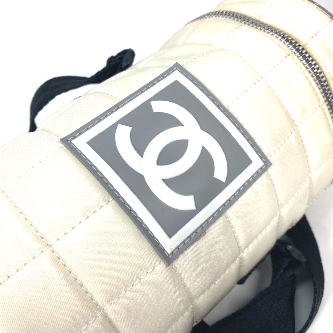 CHANEL - シャネル CHANEL ペットボトル入れ CC ココマーク CHANEL - シャネル CHANEL ペットボトル入れ CC ココマーク