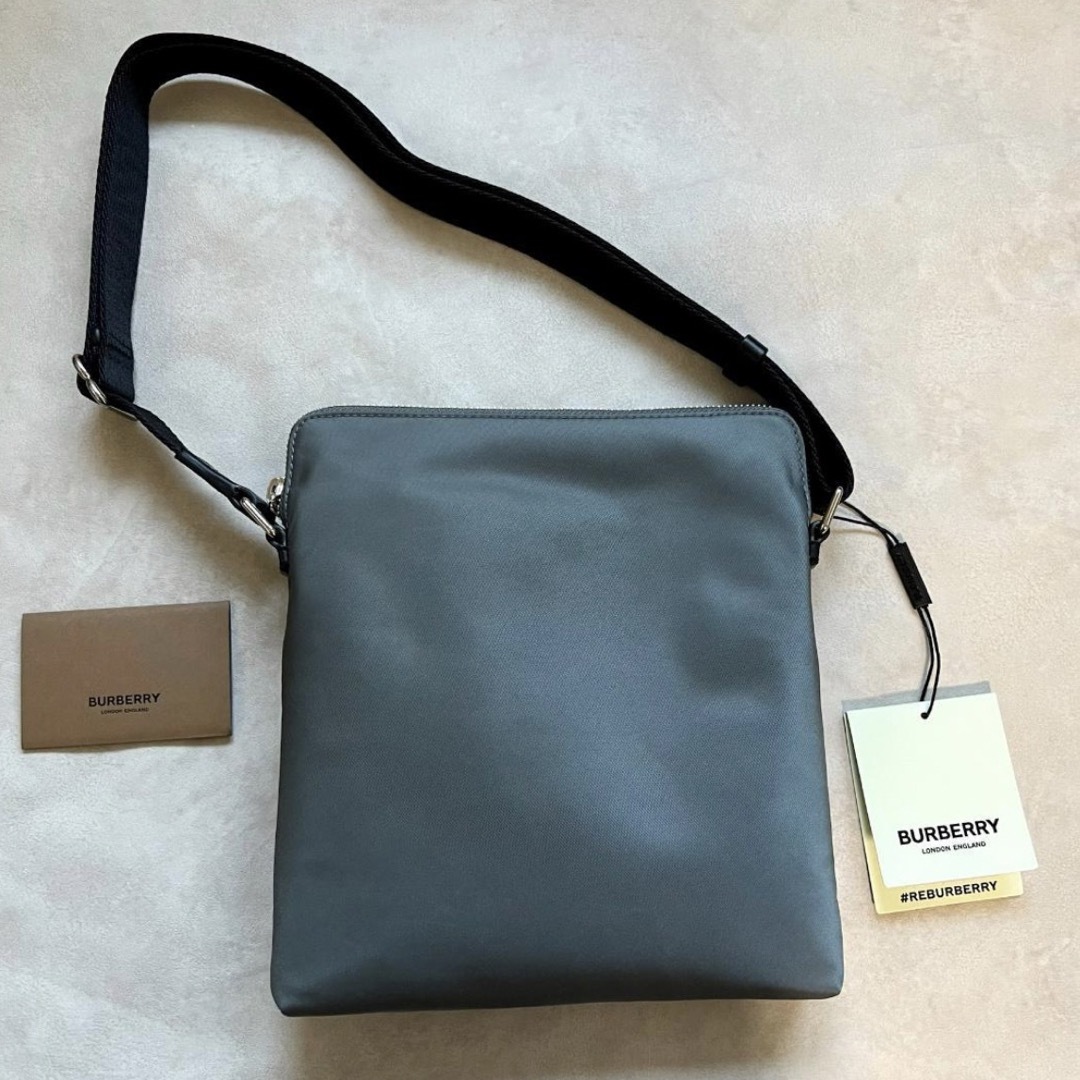 BURBERRY - 【新品未使用タグ付き】バーバリー ショルダーバッグ BURBERRY - 【新品未使用タグ付き】バーバリー ショルダーバッグ