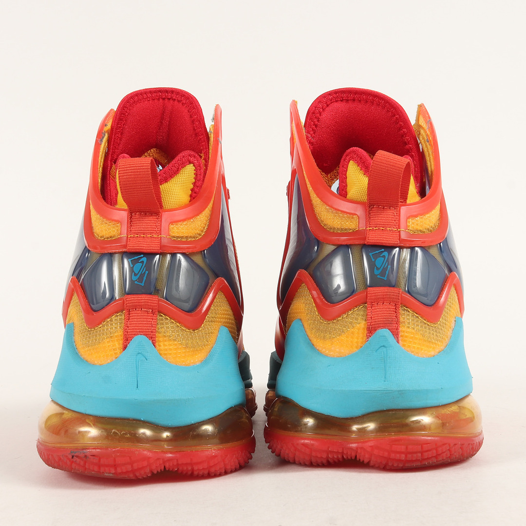 NIKE - 美品 NIKE ナイキ サイズ:28.0cm SPACE PALYERS LEBRON NIKE - 美品 NIKE ナイキ サイズ:28.0cm SPACE PALYERS LEBRON