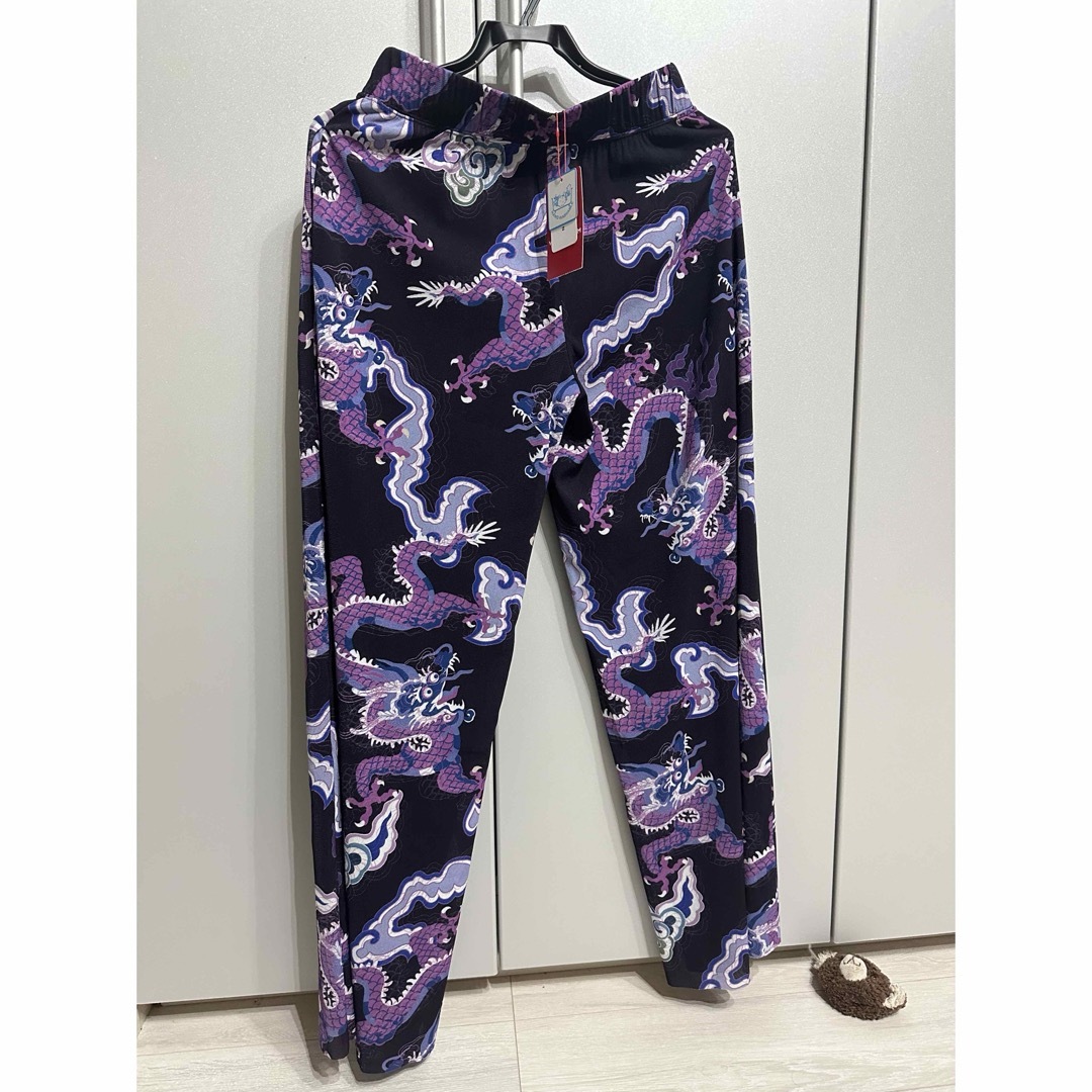 VIVIENNE TAM - ヴィヴィアンタム 新品2024.2コレクションパンツ VIVIENNE TAM - ヴィヴィアンタム 新品2024.2コレクションパンツ