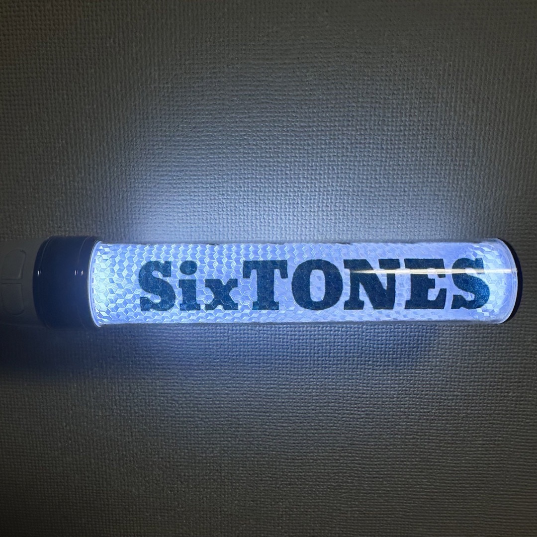 チェンエラ SixTONES ペンライト 2本セットの通販 by riri's|ラクマ チェンエラ SixTONES ペンライト 2本セットの通販 by riri's|ラクマ