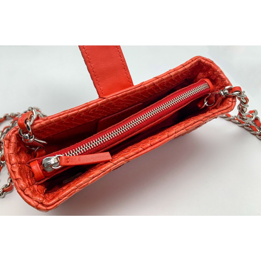 CHANEL - CHANEL シャネル オレンジ系 シルバー金具 パイソン 蛇 CHANEL - CHANEL シャネル オレンジ系 シルバー金具 パイソン 蛇