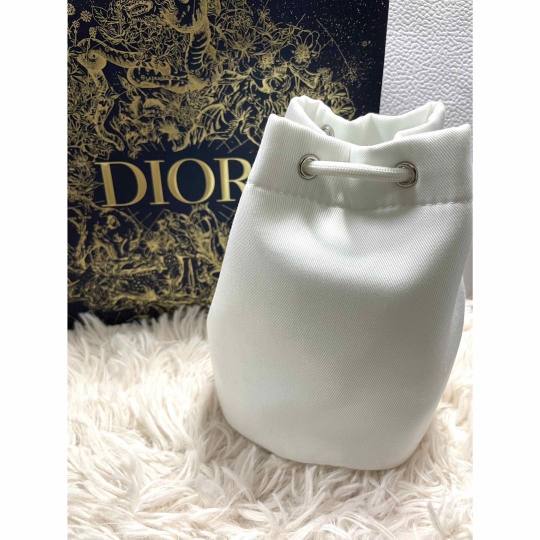 Dior - Dior ポーチの通販 by Saori|ディオールならラクマ Dior - Dior ポーチの通販 by Saori|ディオールならラクマ