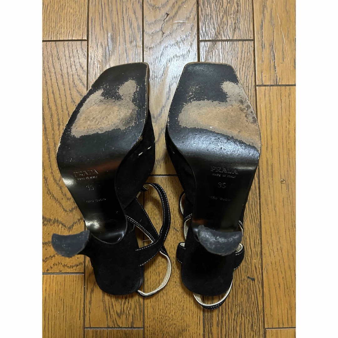 プラダ ストラップパンプス プラダ ストラップパンプス