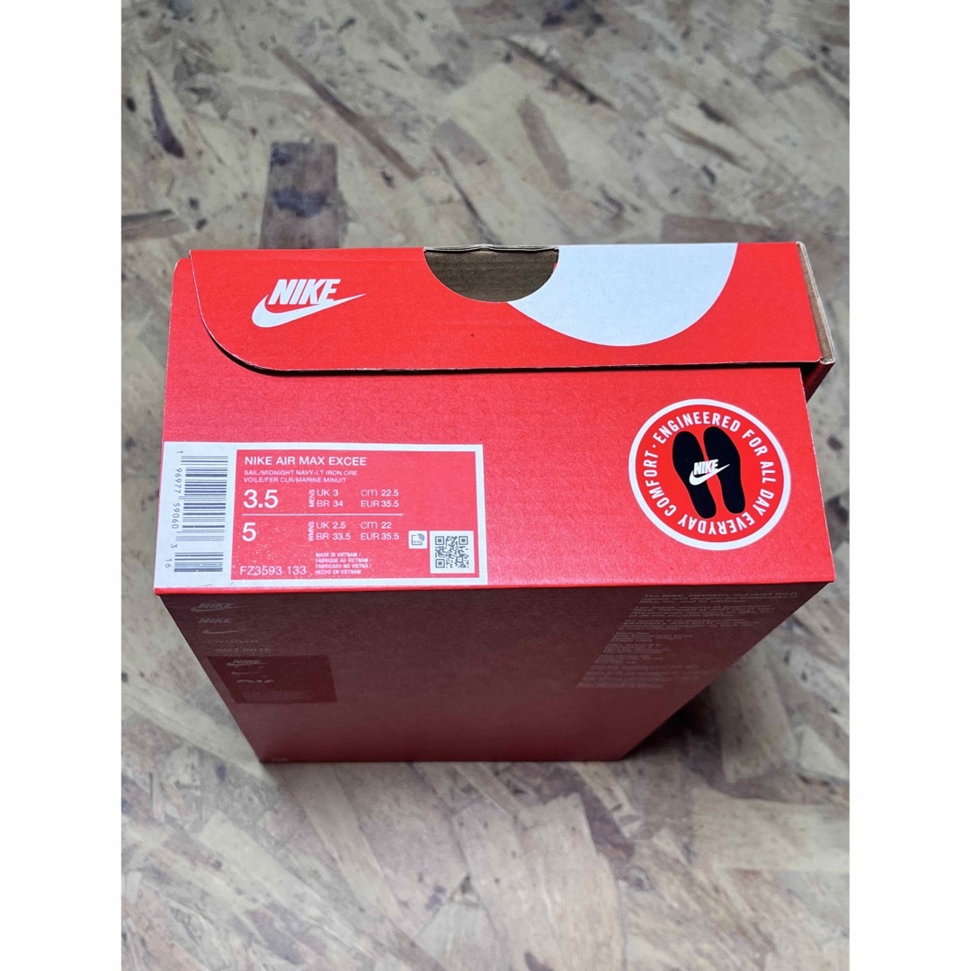 NIKE - 新品未使用、完売レアカラー!ナイキ エア マックス NIKE - 新品未使用、完売レアカラー!ナイキ エア マックス