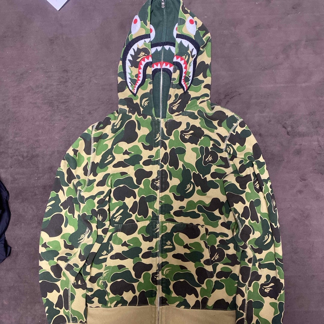 ape カモ ジップパーカー ape カモ ジップパーカー