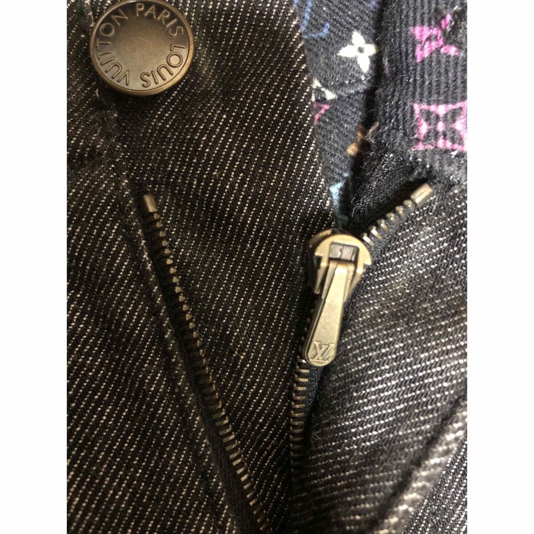 LOUIS VUITTON - ルイヴィトン レディースジーンズの通販 by LOUIS VUITTON - ルイヴィトン レディースジーンズの通販 by