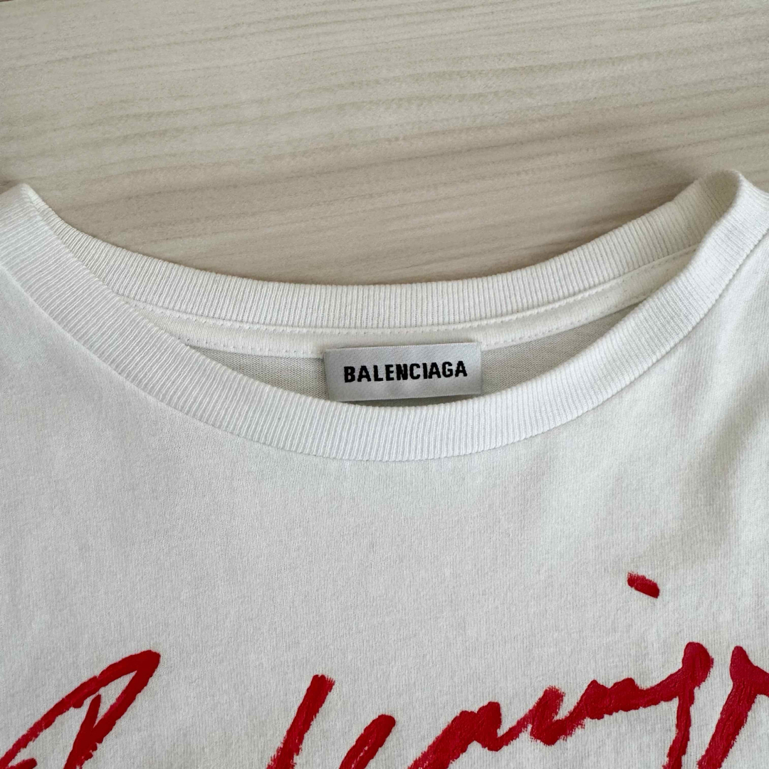 BALENCIAGA バレンシアガ リップスティックロゴ入り Tシャツ BALENCIAGA バレンシアガ リップスティックロゴ入り Tシャツ