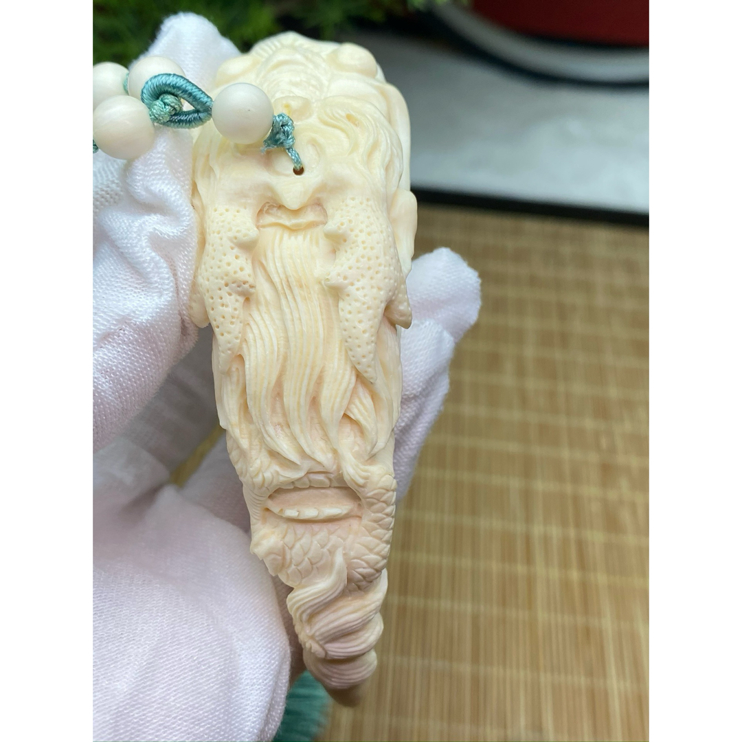 天然マンモス牙美しい手作り彫刻 3 盤龍牙尖 握り物 アクセサリー 天然マンモス牙美しい手作り彫刻 3 盤龍牙尖 握り物 アクセサリー