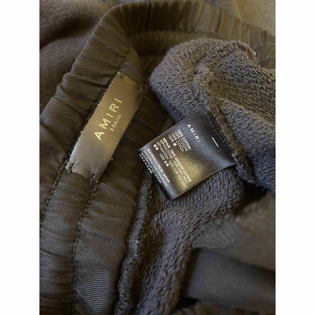 AMIRI - 正規 AMIRI アミリ MX-1 蛇腹 レザーパッチ スウェット AMIRI - 正規 AMIRI アミリ MX-1 蛇腹 レザーパッチ スウェット