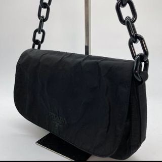PRADA(プラスチック ・ ショルダーバッグ)のフリマアイテム一覧 PRADA(プラスチック ・ ショルダーバッグ)のフリマアイテム一覧