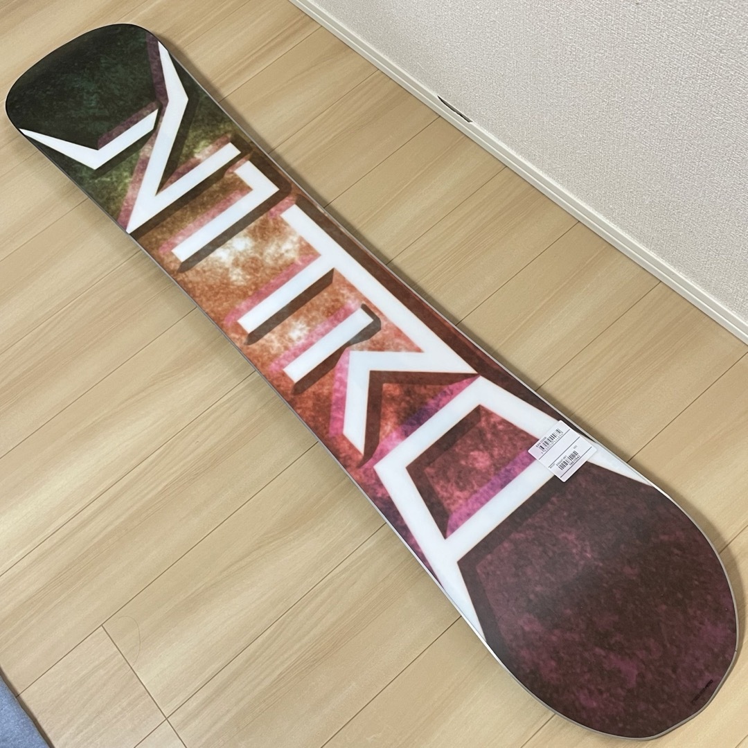 新品 NITRO BEAST 151cm ナイトロ スノーボード ビースト 新品 NITRO BEAST 151cm ナイトロ スノーボード ビースト