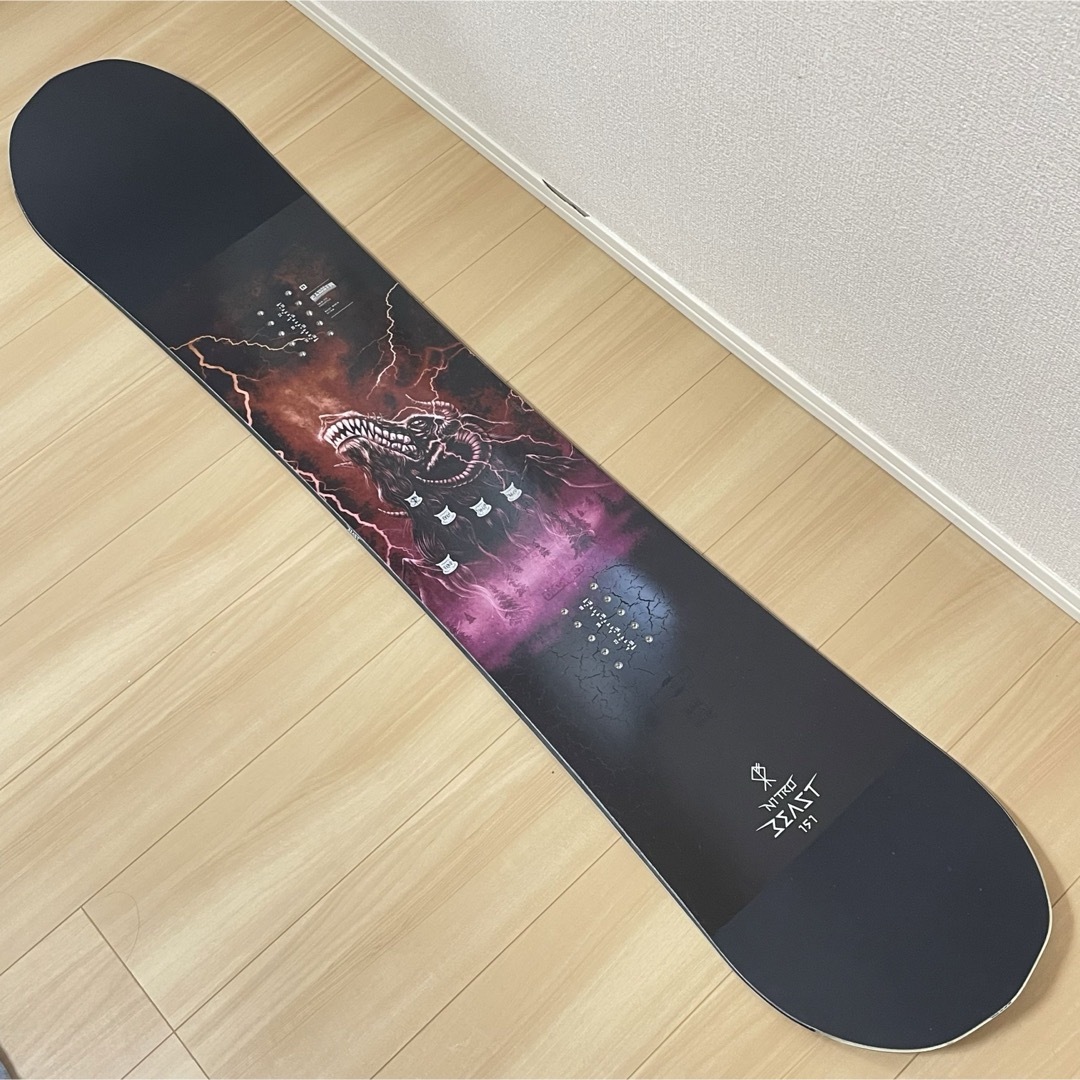新品 NITRO BEAST 151cm ナイトロ スノーボード ビースト 新品 NITRO BEAST 151cm ナイトロ スノーボード ビースト