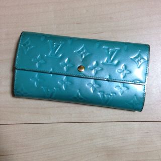 LOUIS VUITTON(財布 ・ グリーン・カーキ/緑色系)のフリマ LOUIS VUITTON(財布 ・ グリーン・カーキ/緑色系)のフリマ