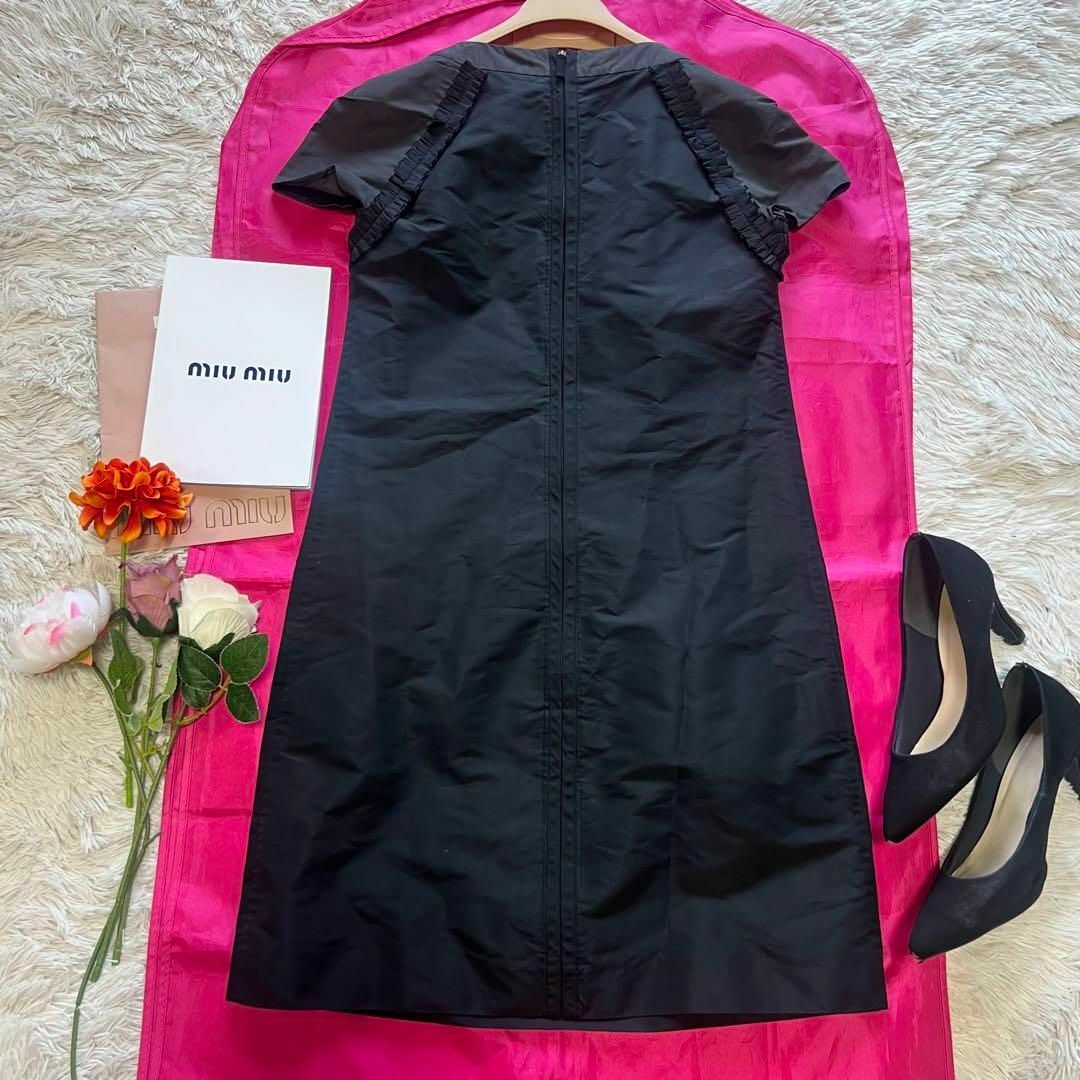 MIU MIU - 【美品】MIU MIU 膝丈ワンピース ブラック 半袖 38 MIU MIU - 【美品】MIU MIU 膝丈ワンピース ブラック 半袖 38