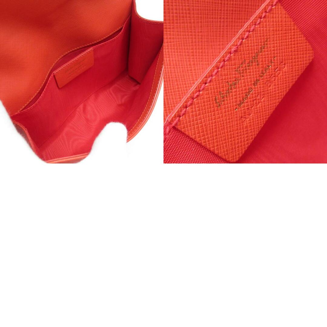 サルヴァトーレフェラガモ Salvatore Ferragamo 斜め掛け サルヴァトーレフェラガモ Salvatore Ferragamo 斜め掛け
