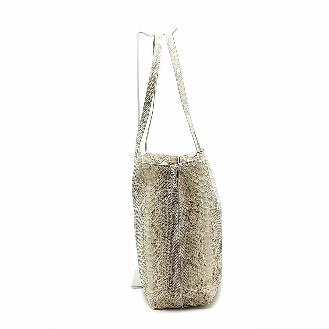 AKRIS - 美品 アクリス AKRIS トートバッグ パイソン 03 AKRIS - 美品 アクリス AKRIS トートバッグ パイソン 03