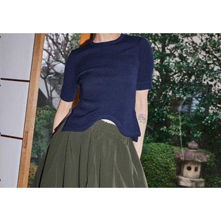 OMMO CIRCLE CUT HALF SLEEVE TOPネイビー OMMO CIRCLE CUT HALF SLEEVE TOPネイビー