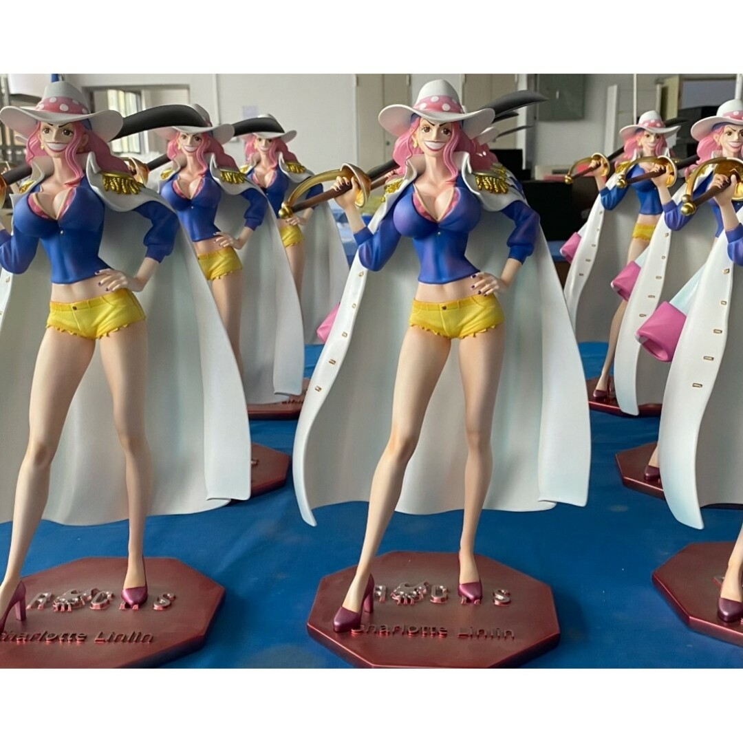 ワンピース ロックス海賊団 ビッグマム リンリン ガレージキット ワンピース ロックス海賊団 ビッグマム リンリン ガレージキット