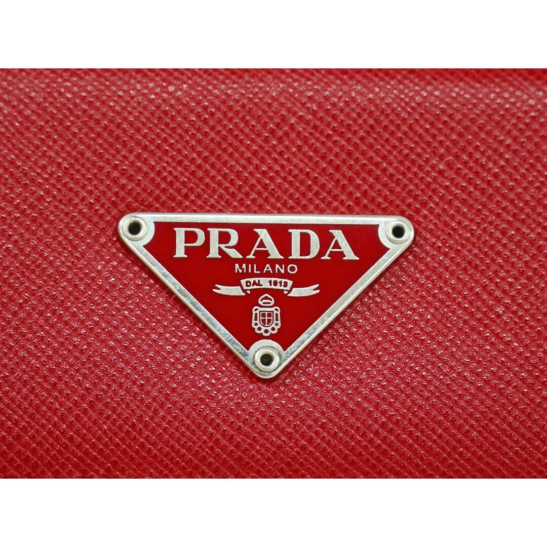 本物 プラダ PRADA サフィアーノ レザー 6連 キーケース レッド 本物 プラダ PRADA サフィアーノ レザー 6連 キーケース レッド