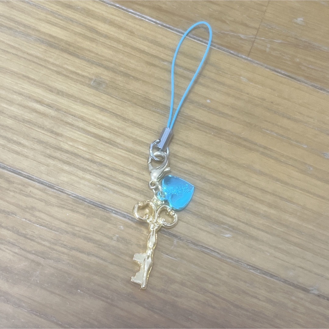 キーホルダー*ハート*鍵モチーフ*かわいい*御守りの通販 by キーホルダー*ハート*鍵モチーフ*かわいい*御守りの通販 by