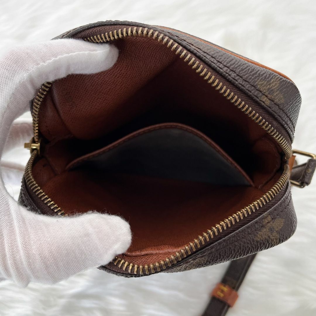 LOUIS VUITTON - 【超極美品】ルイヴィトン モノグラム ダヌーブ LOUIS VUITTON - 【超極美品】ルイヴィトン モノグラム ダヌーブ