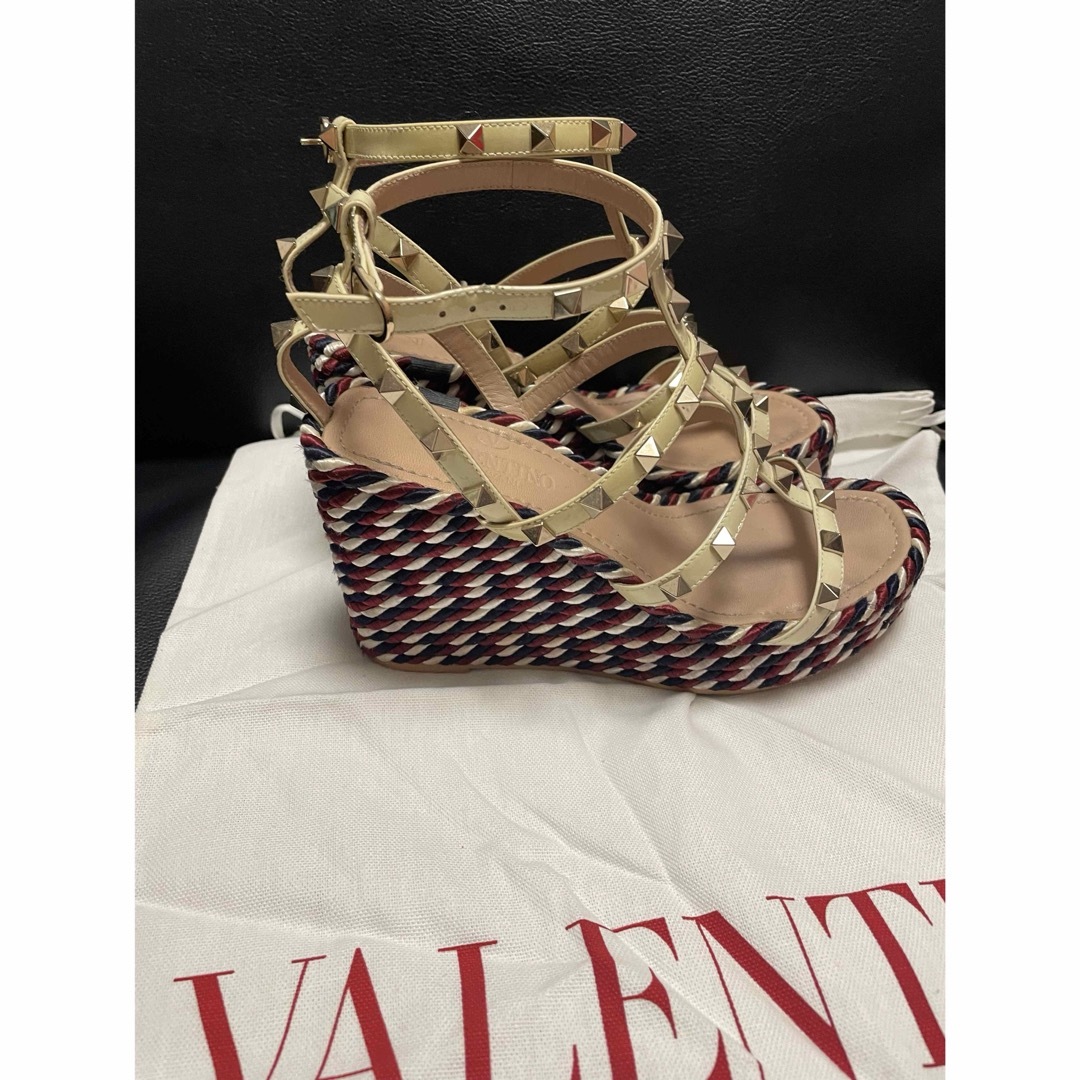 VALENTINO - Valentinoヴァレンティノ サンダル 22 35 ロック VALENTINO - Valentinoヴァレンティノ サンダル 22 35 ロック
