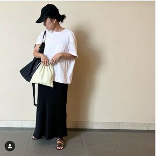 Drawer(Tシャツ/カットソー(半袖/袖なし))のフリマアイテム一覧 Drawer(Tシャツ/カットソー(半袖/袖なし))のフリマアイテム一覧