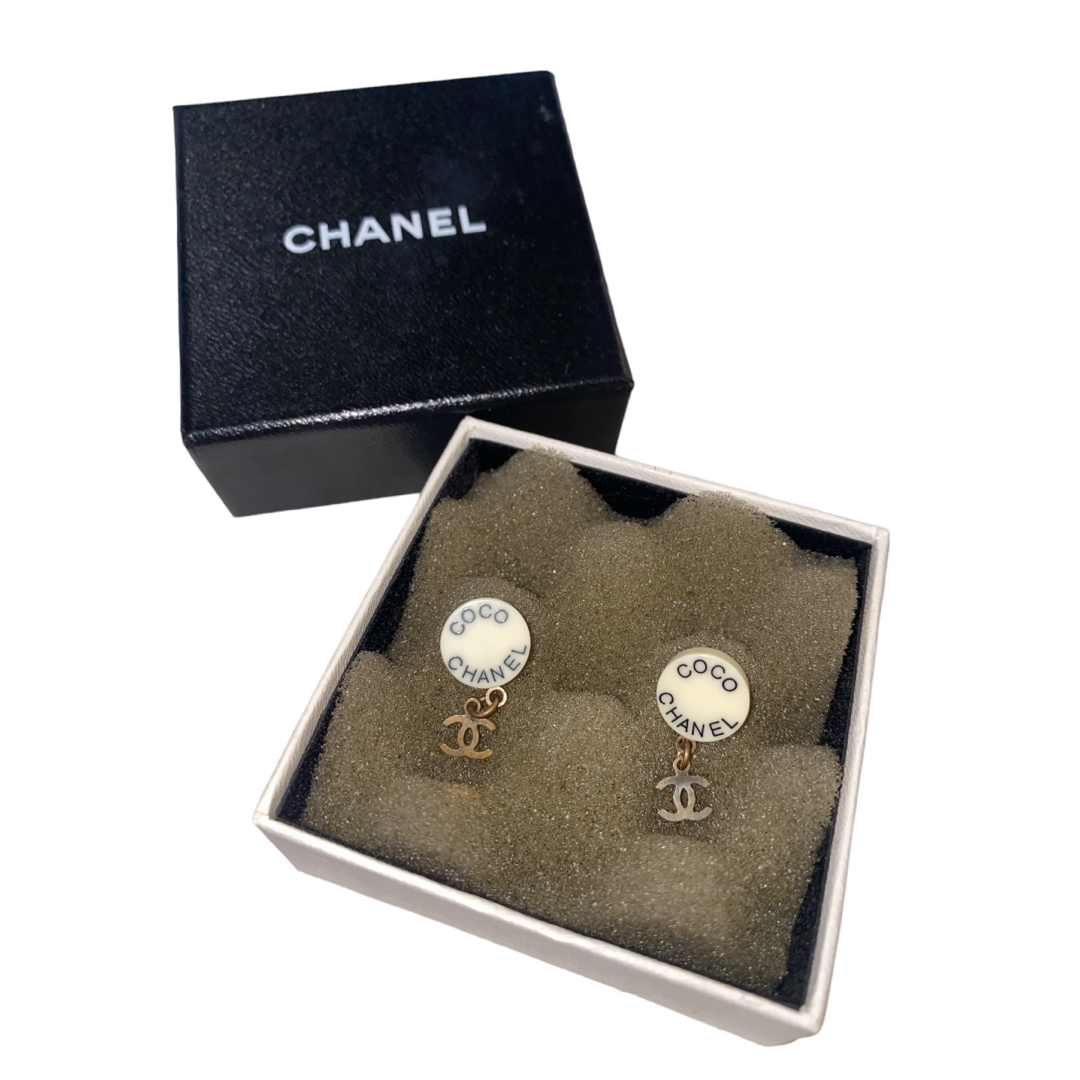 CHANEL - CHANEL シャネル ピアス ネックレス セットココマーク CHANEL - CHANEL シャネル ピアス ネックレス セットココマーク