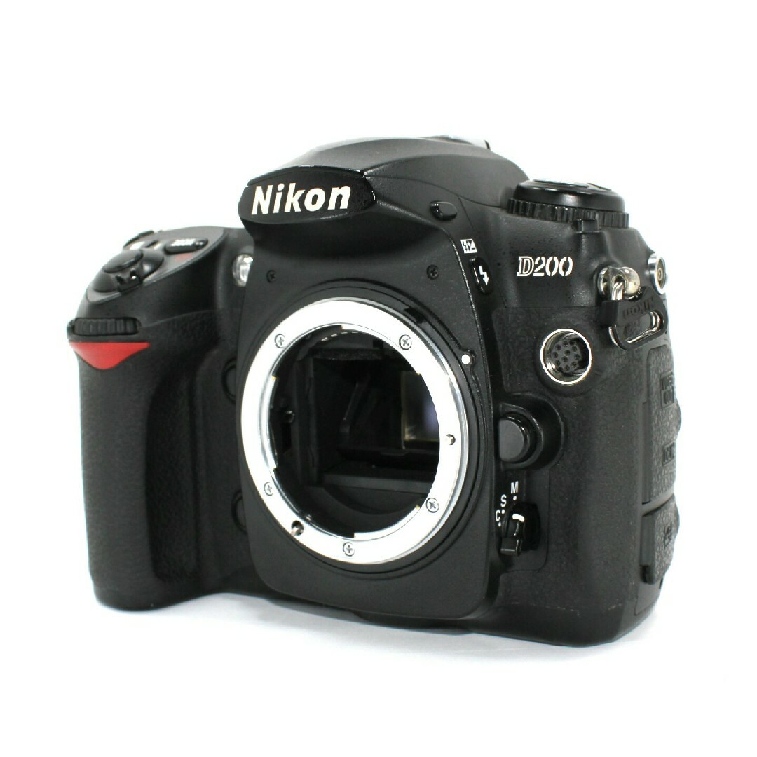 Nikon D200 デジタル一眼レフカメラ フルセット✨清掃済み完動品 Nikon D200 デジタル一眼レフカメラ フルセット✨清掃済み完動品