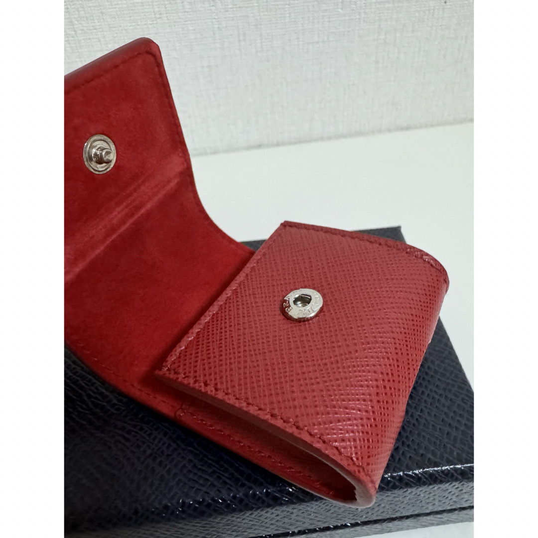 PRADA airpodsケース サフィアーノレザー 新品本物 2TT106 PRADA airpodsケース サフィアーノレザー 新品本物 2TT106