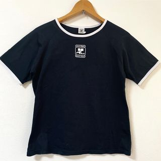 Courreges(Tシャツ(半袖/袖なし) ・ ブラック/黒色系)のフリマ Courreges(Tシャツ(半袖/袖なし) ・ ブラック/黒色系)のフリマ